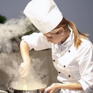 Julia Eder - Commis Entremetier @ Das RIESER | Gronda
