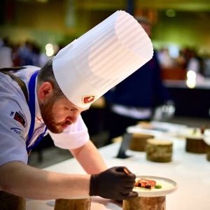 Jamie gibbs - Chef de Cuisine @ Compass group | Gronda