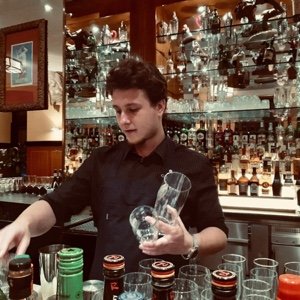 Alexander Kitt - München, Deutschland | Gronda