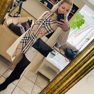 Julia Schmid - Wien, Österreich | Gronda