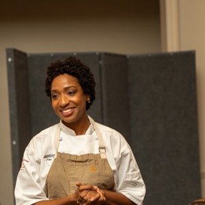 Timisha Edwards - Head chef @ TIA’s Table | Gronda