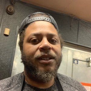 Angelo Williams - Shift Manager @ City barbeque | Gronda