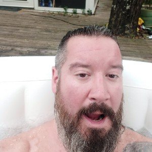 Todd Hitt - Bartender @ Shuckin Shack | Gronda