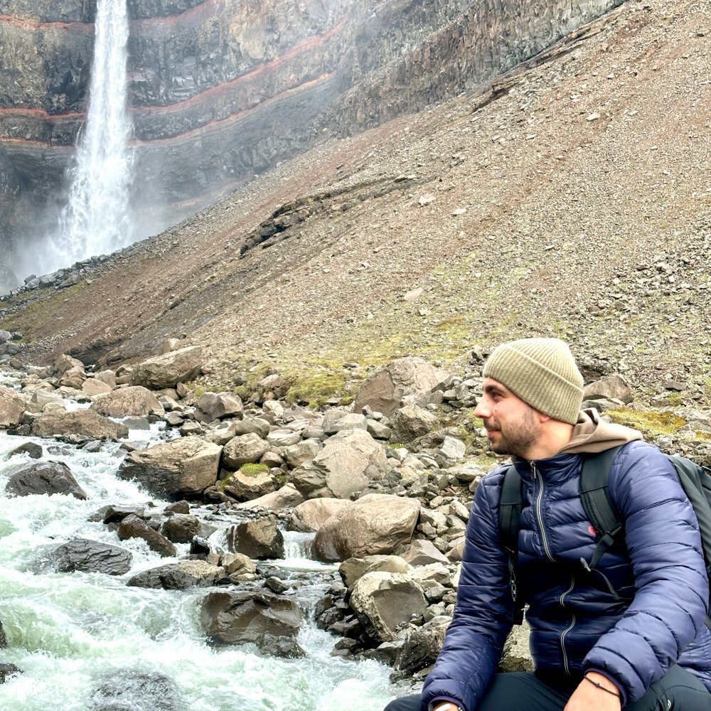 Dejan ilic - Wien, Österreich | Gronda