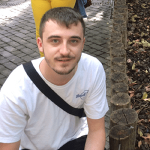 Sebastian Fechner - Servicemitarbeiter @ H2 Hotel Berlin | Gronda